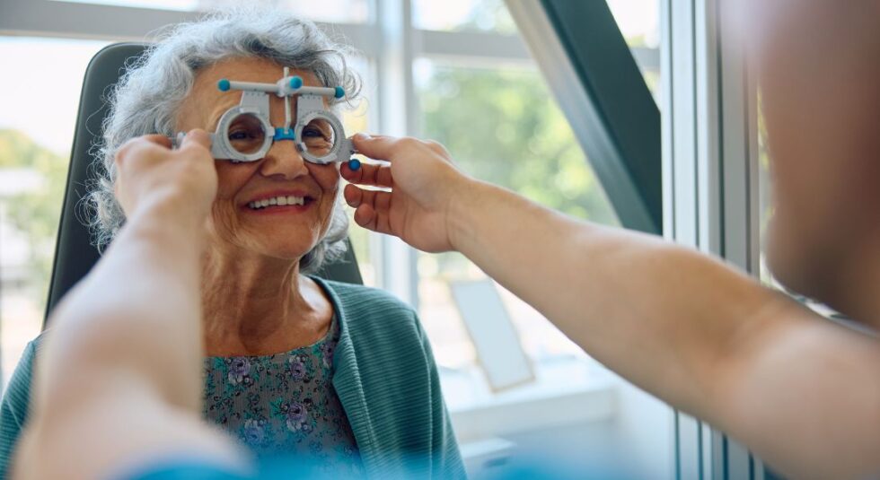 UK Cataract Statistics 2025 (Latest Data)